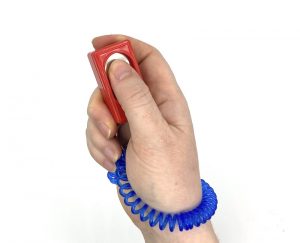 6 Best Dog Training Clickers [2026 Reviews & Ratings]